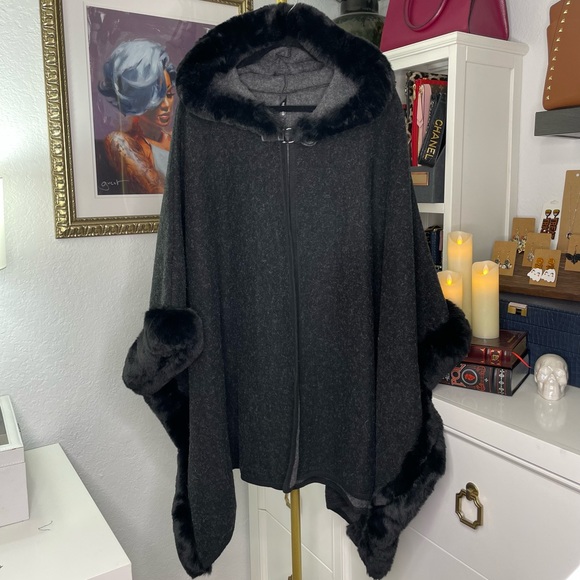 torrid | Jackets & Coats | Nwot Fur Trimmed Hood Ruana Cape | Poshmark